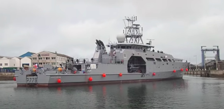 Le nouveau patrouilleur de la Marine nationale débute ses essais en mer ...